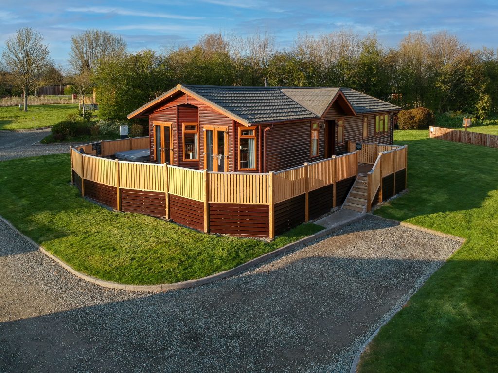 Supreme VIP Lodge | Luxurious Lodges For Hire | Ashlea Pools