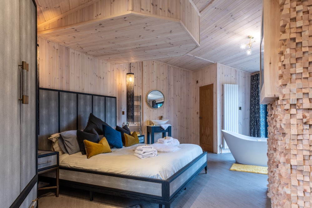 Willow VIP Lodge | Luxurious Holidays | Ashlea Pools