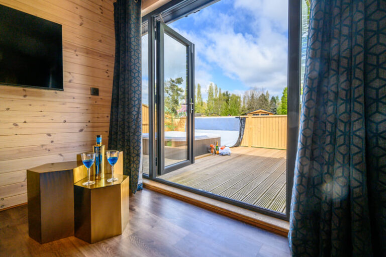 Luxury Lodges For Hire | Holidays | Ashlea Pools, Shropshire